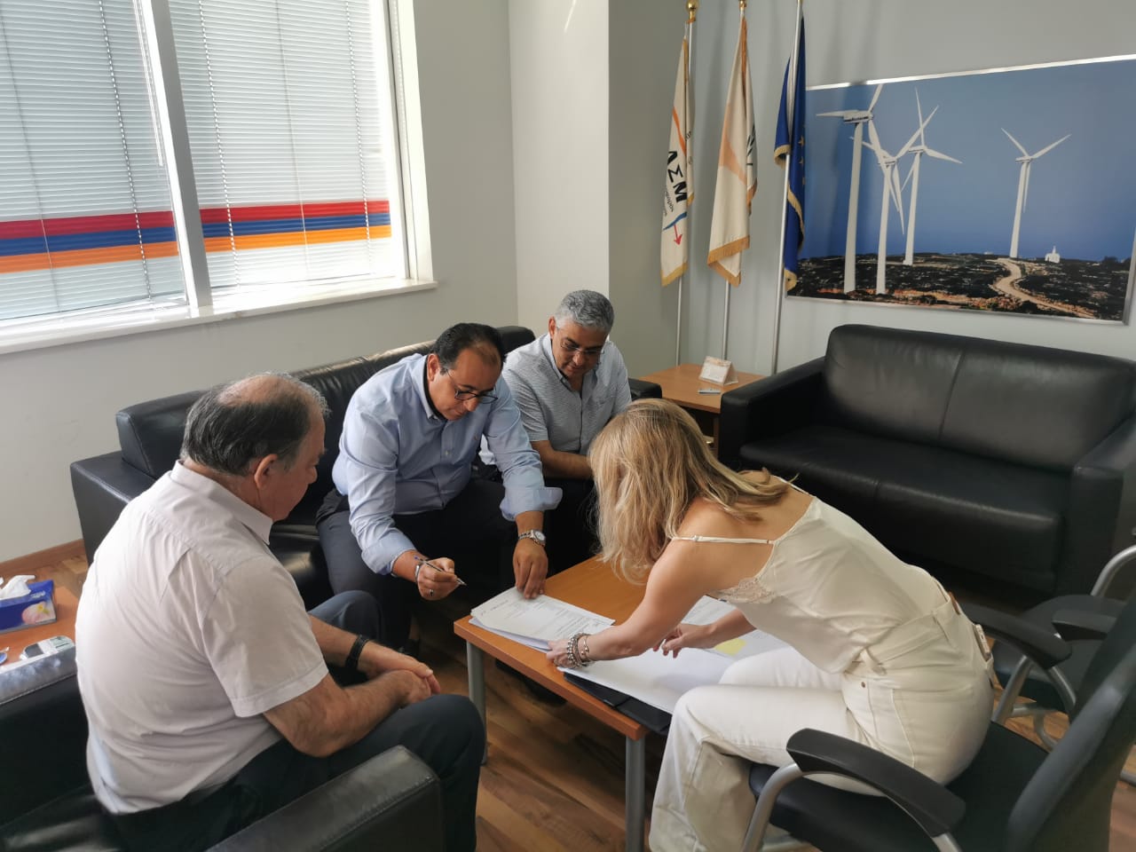 Επεσαν οι υπογραφες για συμμετοχη της Energy & Beyond στη Μεταβατικη ...